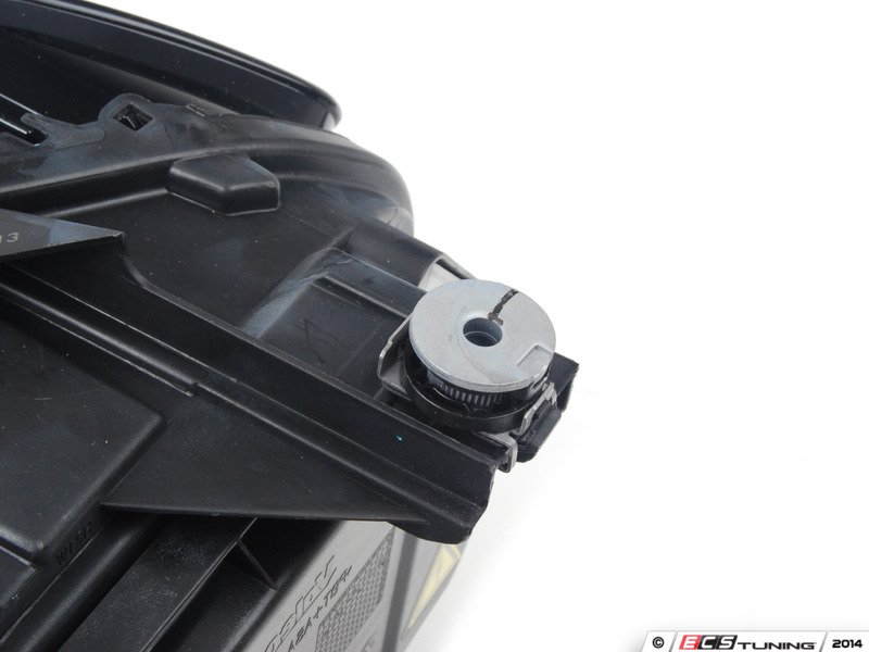 Genuine Volkswagen Audi - 5G0941754A - Headlight - Right (5G0 941 754 A)