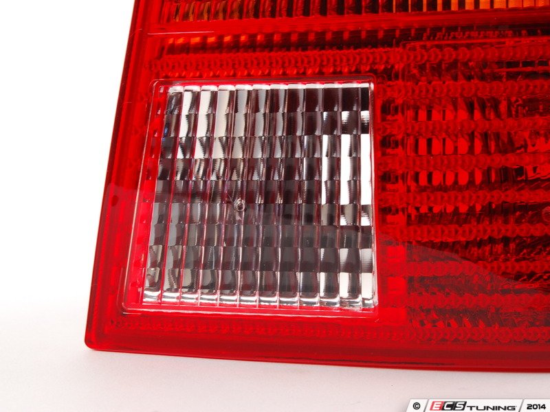 TYC - 1J9945095RKT - Bora Variant Tail Light Set