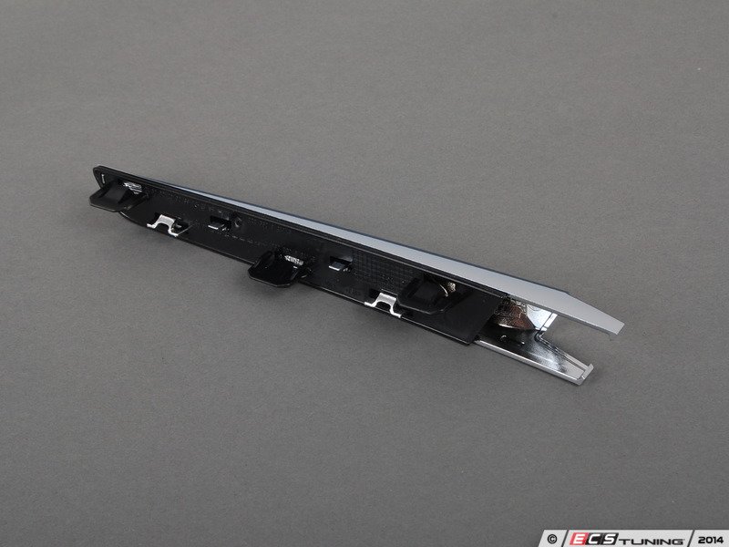 Genuine BMW - 51138056059 - F80 Fender Vent Trim - Left (51-13-8-056-059)