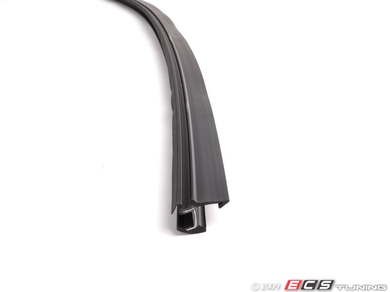 Genuine BMW - 51318208468 - Upper Windshield Sealing Gasket (51-31-8 ...