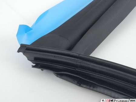 Genuine BMW - 51333420703 - DOOR WEATHERSTRIP (51-33-3-420-703)