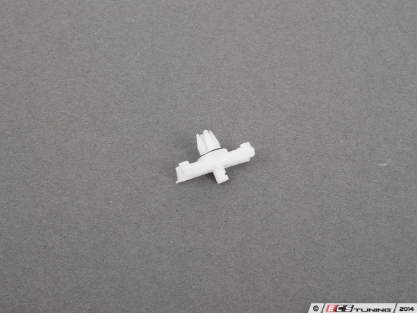 Genuine Volkswagen Audi - 8K0853585C - Roof Trim Securing Clip - Priced ...