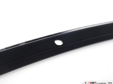 Genuine BMW - 51117044238 - Front bumper gasket (51-11-7-044-238)