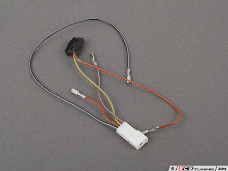 Genuine BMW - 84117004538 - E53 rear hatch Micro Switch (84-11-7-004-538)