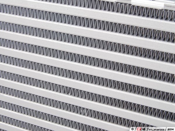 Genuine BMW - 17517618809 - Intercooler (17-51-7-618-809)