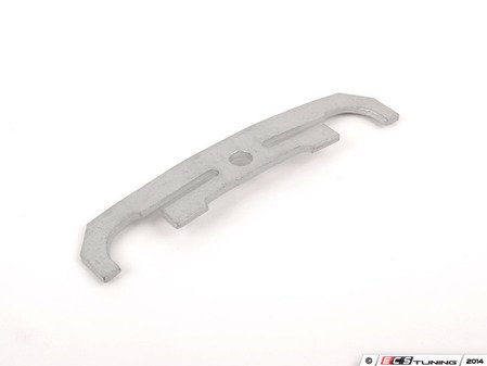 Genuine BMW - 13537537318 - Genuine BMW Fuel Injector Bracket (13-53-7 ...