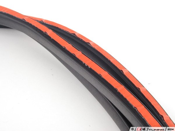 URO - 51229069324 - Rear Door Seal - Priced Each