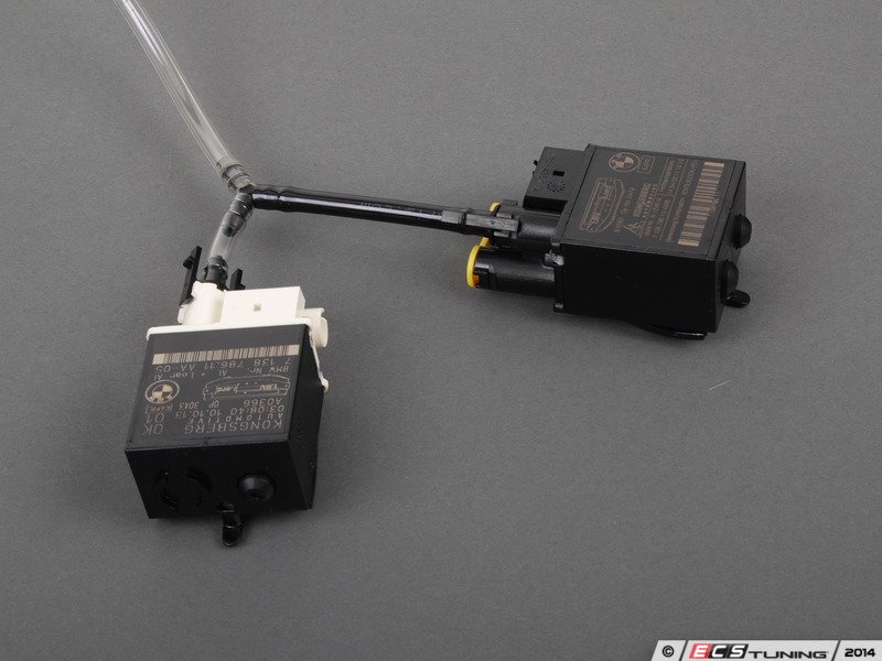 Genuine BMW - 52107138786 - PUMP (52-10-7-138-786)