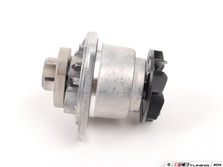 Genuine Volkswagen Audi - 022121011 - Water Pump (022 121 011)