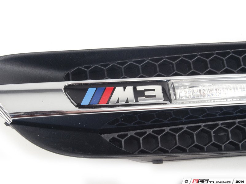 Genuine BMW - 51138046447 - Side Fender Grille - Left (51-13-8-046-447)