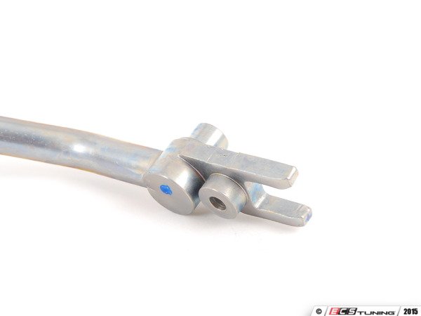 Genuine BMW - 17227639643 - Oil cooling pipe - inlet (17-22-7-639-643)