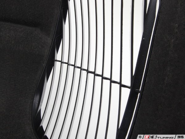 Genuine Volkswagen Audi - 4L0809962E - Front Fender Liner - Right (4L0 ...