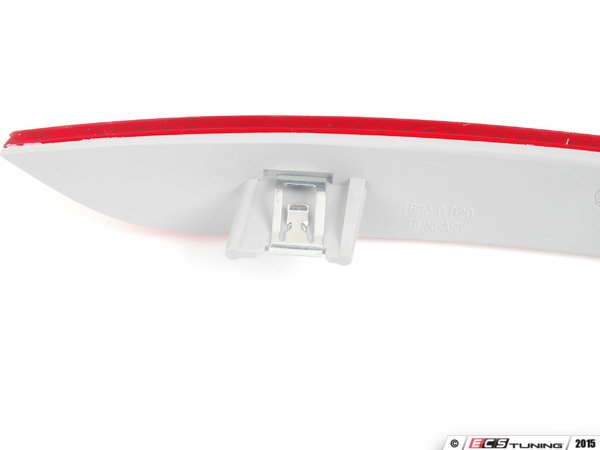 Genuine BMW - 63147203238 - Rear reflector - right (63-14-7-203-238)