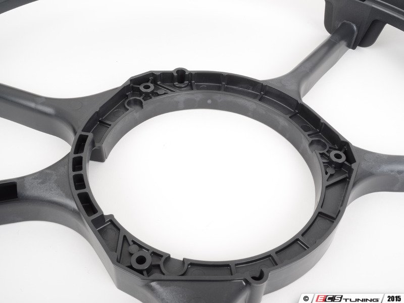 Genuine BMW - 17112283407 - Fan shroud (17-11-2-283-407)