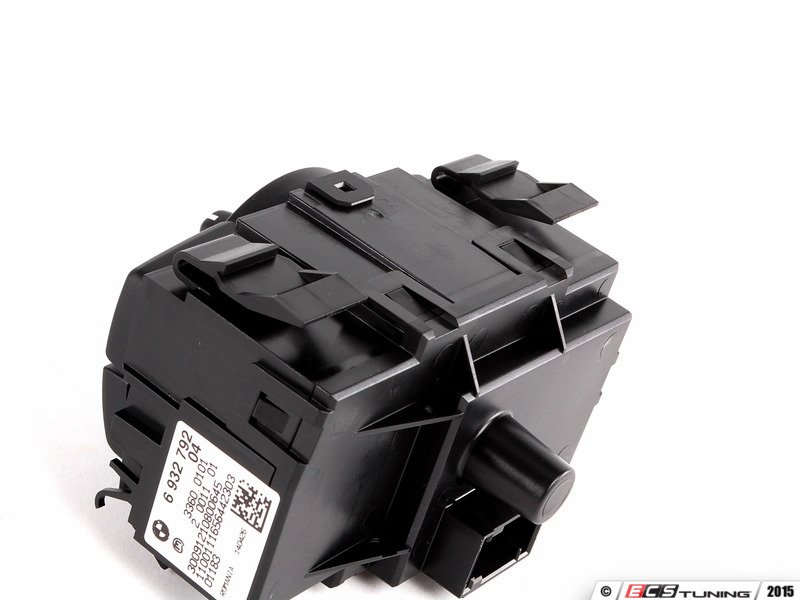 ECS News - BMW E9X 3 Series Euro Headlight Switch