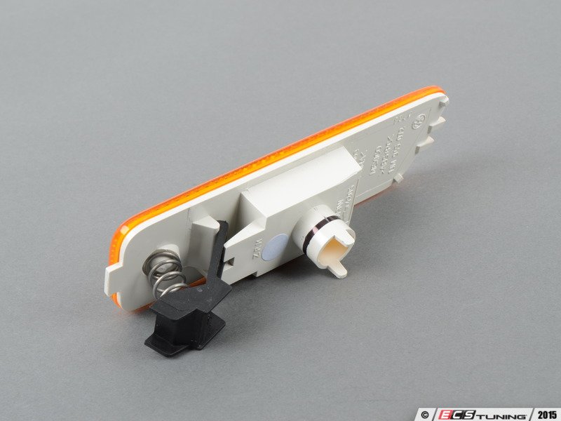 Genuine Volkswagen Audi - 1JM945072 - Bumper Side Marker - Right Side ...