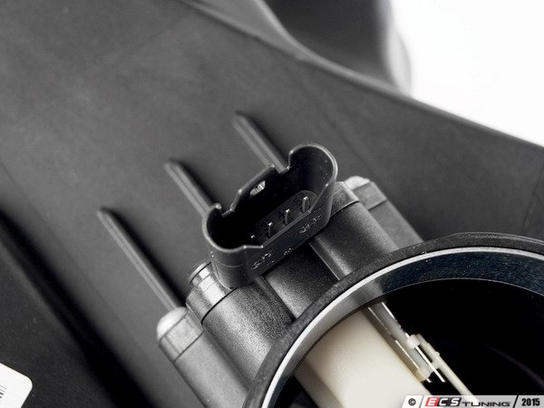 Genuine European BMW - 13717552437 - N52 Euro Air Intake (13-71-7-552-437)