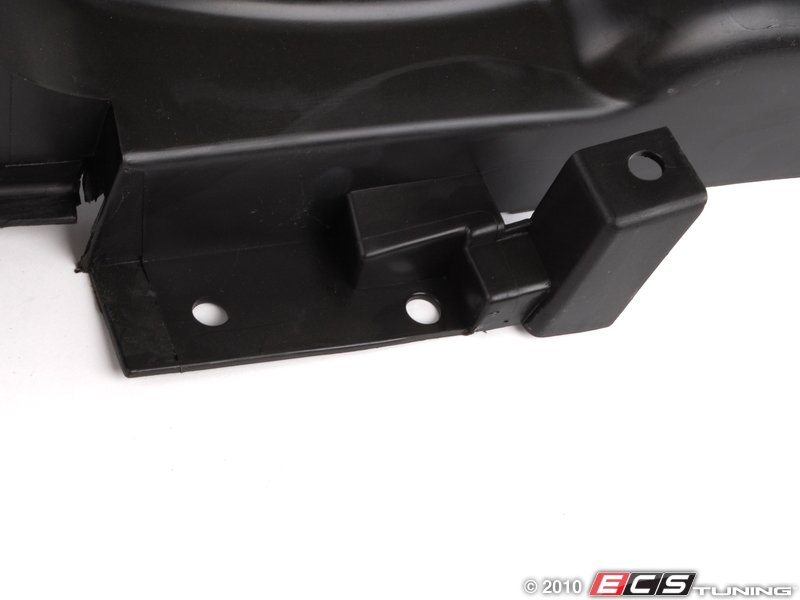 Genuine BMW - 51718202832 - AIR DUCT (51-71-8-202-832)