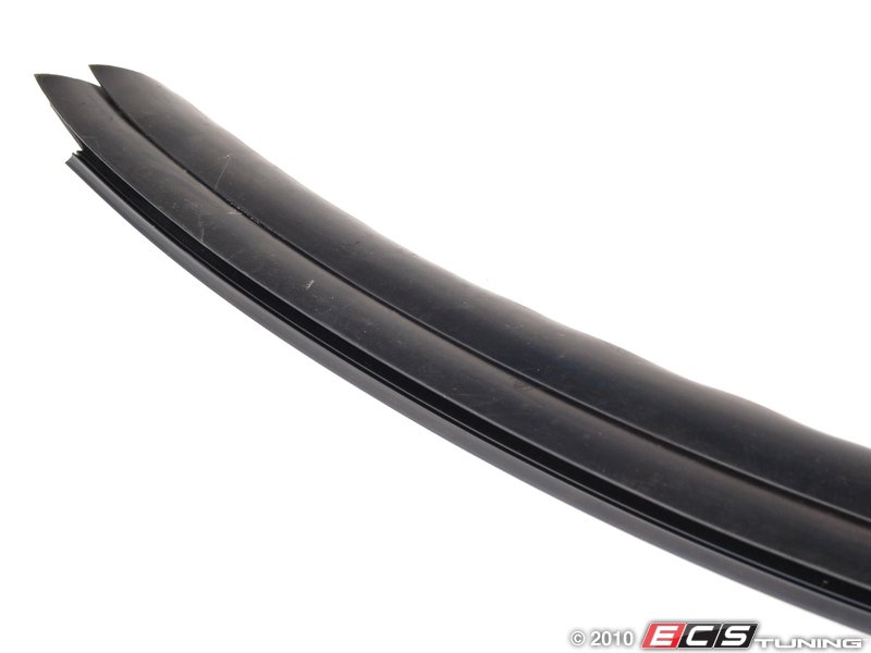 Genuine BMW - 51318146233 - rear window moulding (51-31-8-146-233)