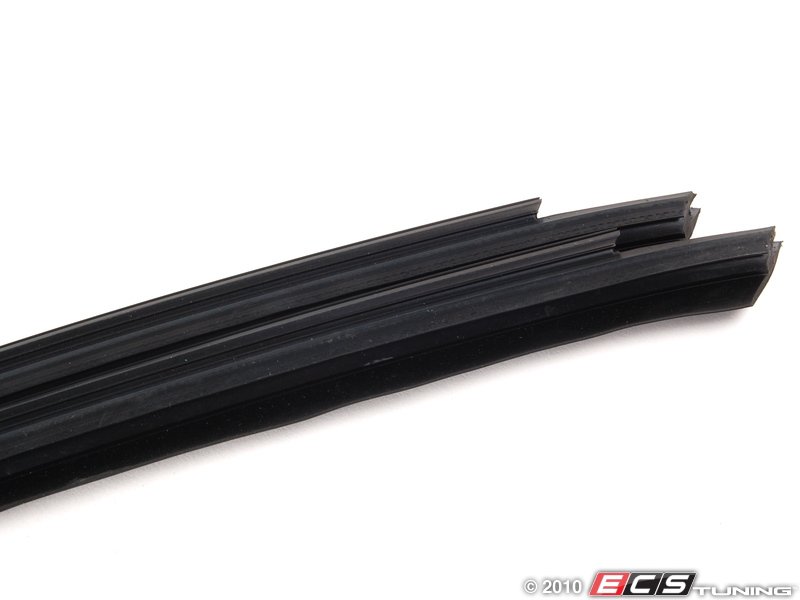 Genuine BMW - 51318146233 - rear window moulding (51-31-8-146-233)