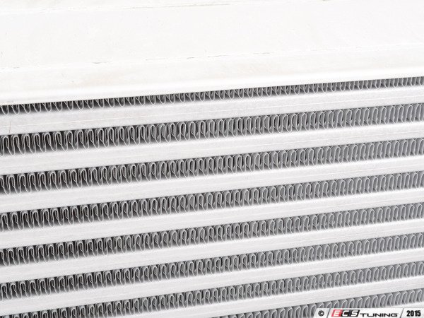 Genuine BMW - 17517624146 - Intercooler (17-51-7-624-146)
