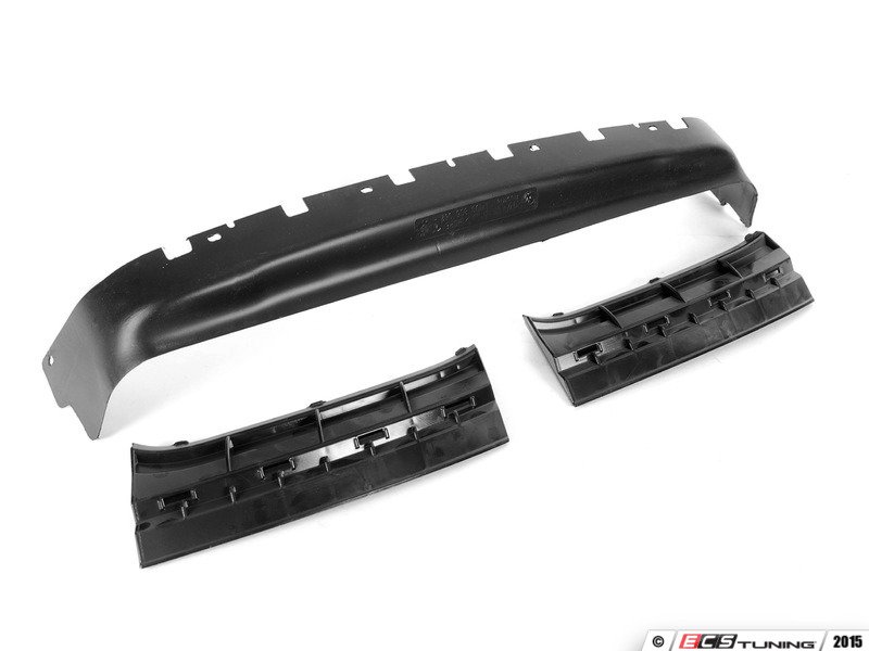 ECS News - VW MKIV R32 Genuine Front Bumper Cover & Grilles