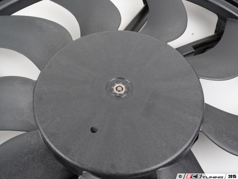 Genuine BMW - 17112284887 - Electric Fan With Shroud (17-11-2-284-887)