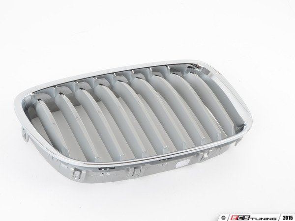Genuine BMW - 51137202110 - F07 Grille - Front - Right (51-13-7-202-110)