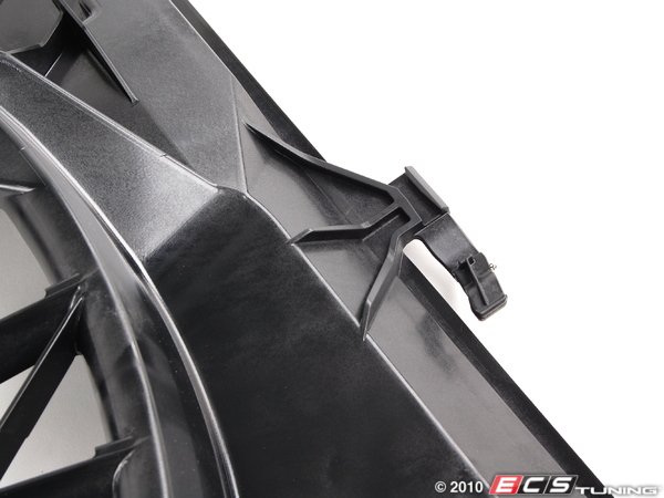 Genuine BMW - 17427533276 - Cooling Fan Shroud (17-42-7-533-276)