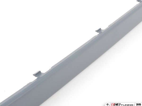 Genuine BMW - 51127005926 - GUARD RHT (51-12-7-005-926)