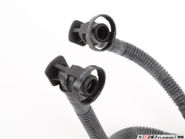 Genuine BMW - 13907515796 - FUEL TANK BREATHER L (13-90-7-515-796)