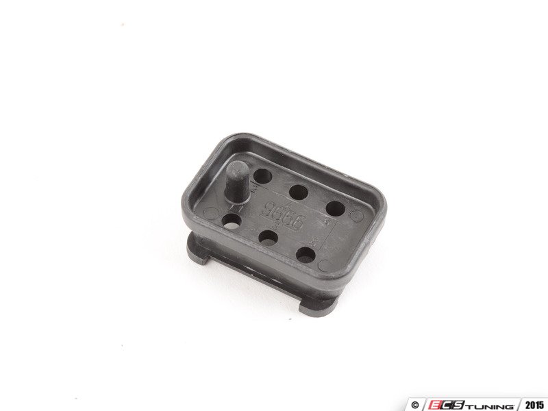 Genuine Mercedes Benz - 0065457828 - PLUG HOUSING