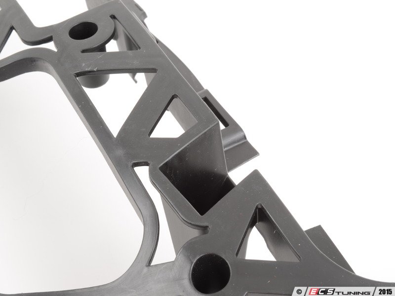 Genuine Volkswagen Audi - 3C8807178A - R-Line Bumper Guide Bracket ...