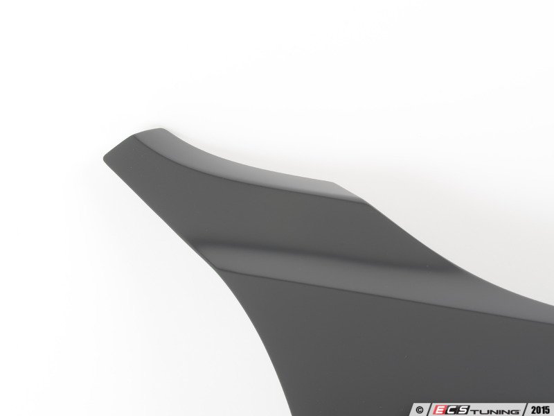 Genuine BMW - 41627332424 - Front Fender - Right (41-62-7-332-424)