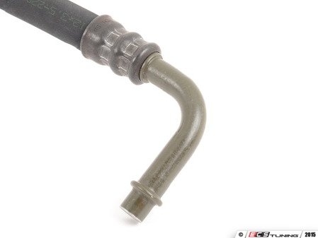 Genuine BMW - 17227503572 - Oil Cooling Pipe Outlet (17-22-7-503-572)