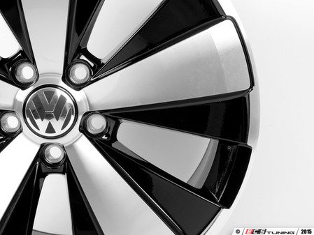 Genuine Volkswagen Audi - 5C0601025AKAX1 - WHEEL (5C0 601 025 AK AX1)