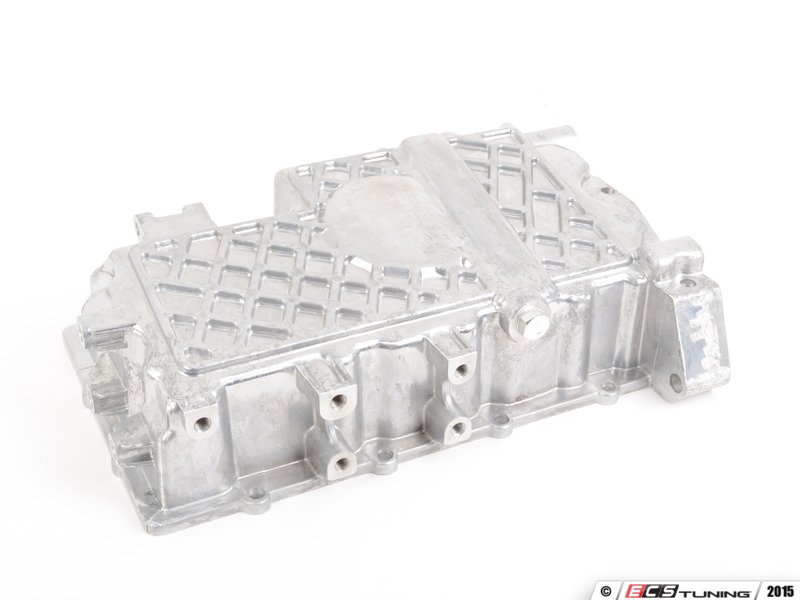 Hamburg Tech - 11137513061 - Oil Pan With Drain Plug