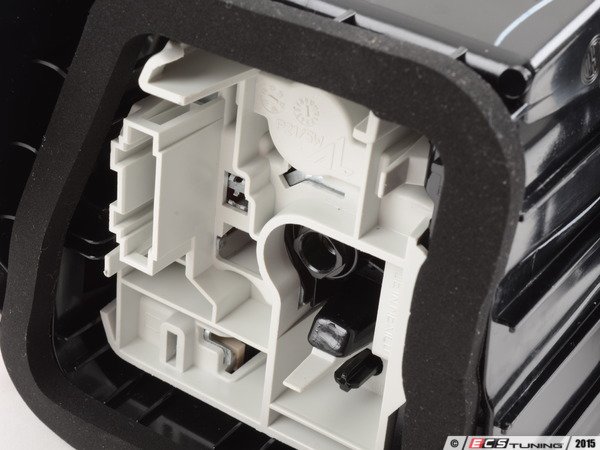 Genuine Volkswagen Audi - 5C6945096F - Outer Tail Light Assembly ...