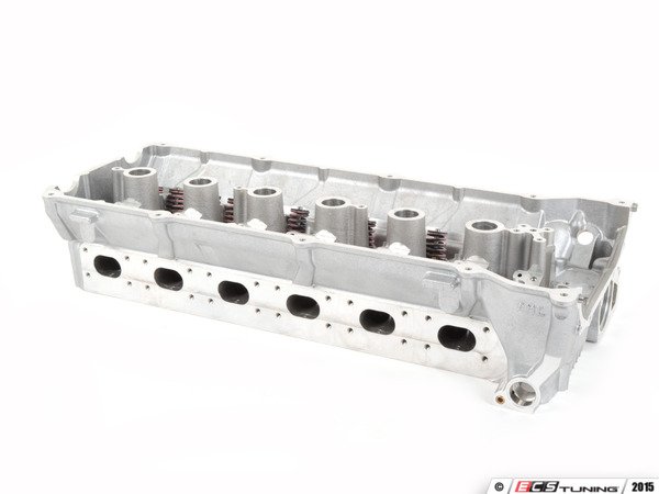 Assembled By ECS - 11121703637-1KT - Complete Cylinder Head Basic ...