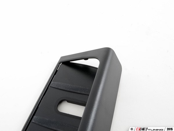 Genuine BMW - 51479142417 - hatch latch cover - Black (51-47-9-142-417)