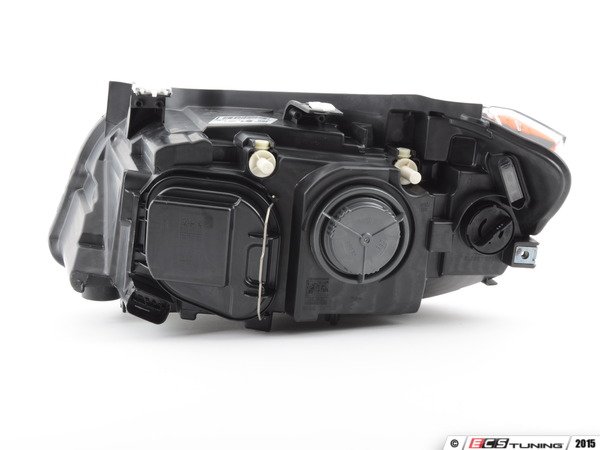 Genuine BMW - 63117290238 - Halogen Headlight - Right (63-11-7-290-238)