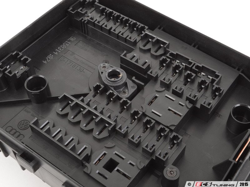 Genuine Volkswagen Audi - 1K0937125D - Fuse/Relay Panel (1K0 937 125 D)