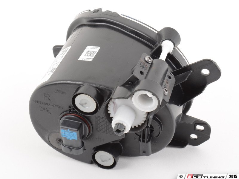 Genuine BMW - 63117295688 - Fog light - right (63-11-7-295-688)