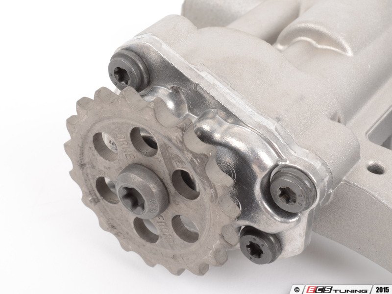 Genuine BMW - 11417805815 - Oil Pump (11-41-7-805-815)