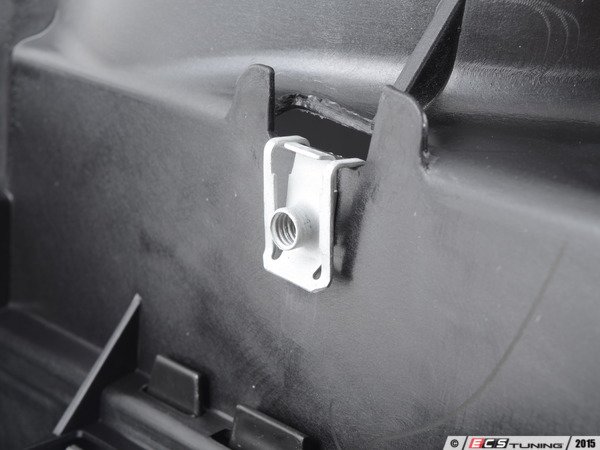 Genuine BMW - 51747210476 - Front air duct (51-74-7-210-476)