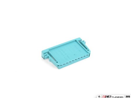 Genuine BMW - 61139132577 - Socket housing - priced each (61-13-9-132-577)