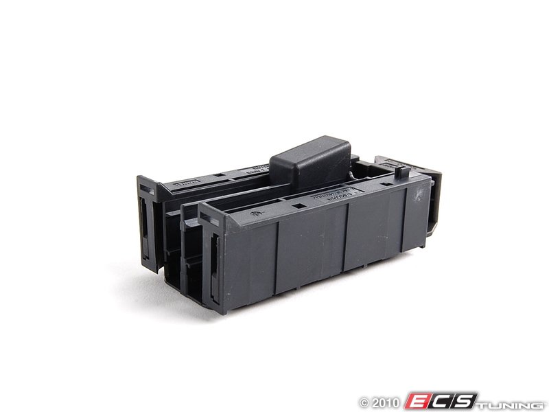 Genuine BMW - 12527521517 - Socket Housing (12-52-7-521-517)