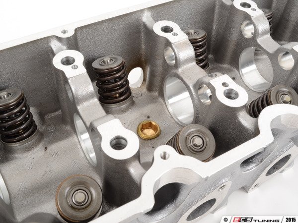 Assembled By ECS - 11121707032-2KT - Complete Cylinder Head Basic ...