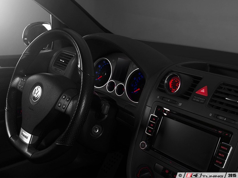 ECS News - VW MK5 R32 Gauge Options