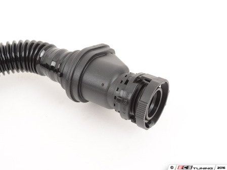 Genuine BMW - 11157843151 - Crank case vent hose (11-15-7-843-151)